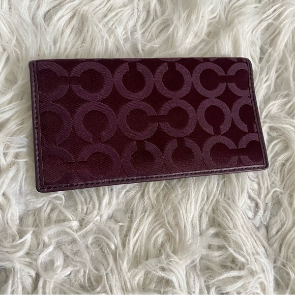 Coach | Bags | Coach Purple Op Art Rounded C Signature Style Bifold ...